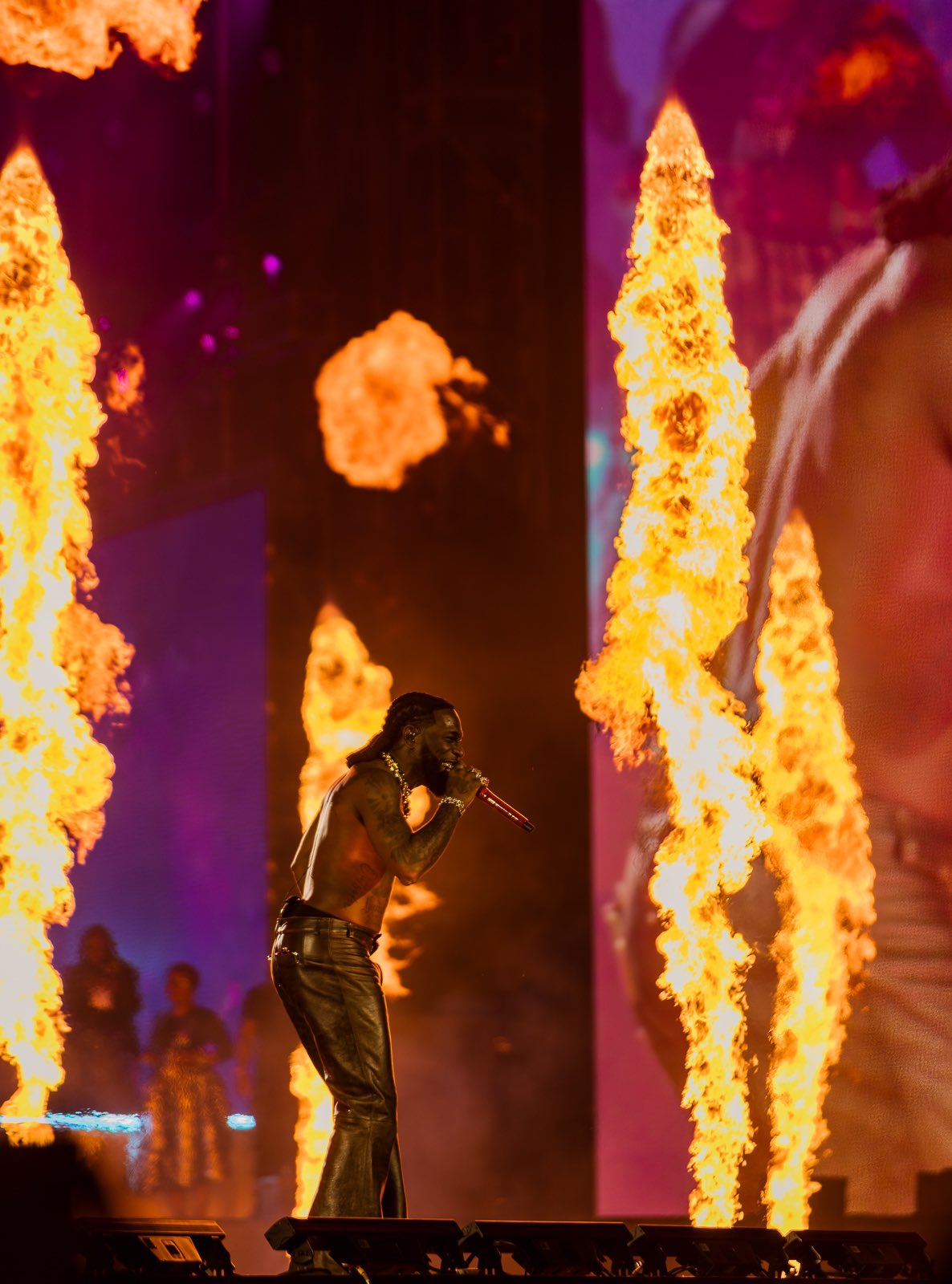 Photos: Burna Boy's performance from Stade de France in Paris to The Co ...